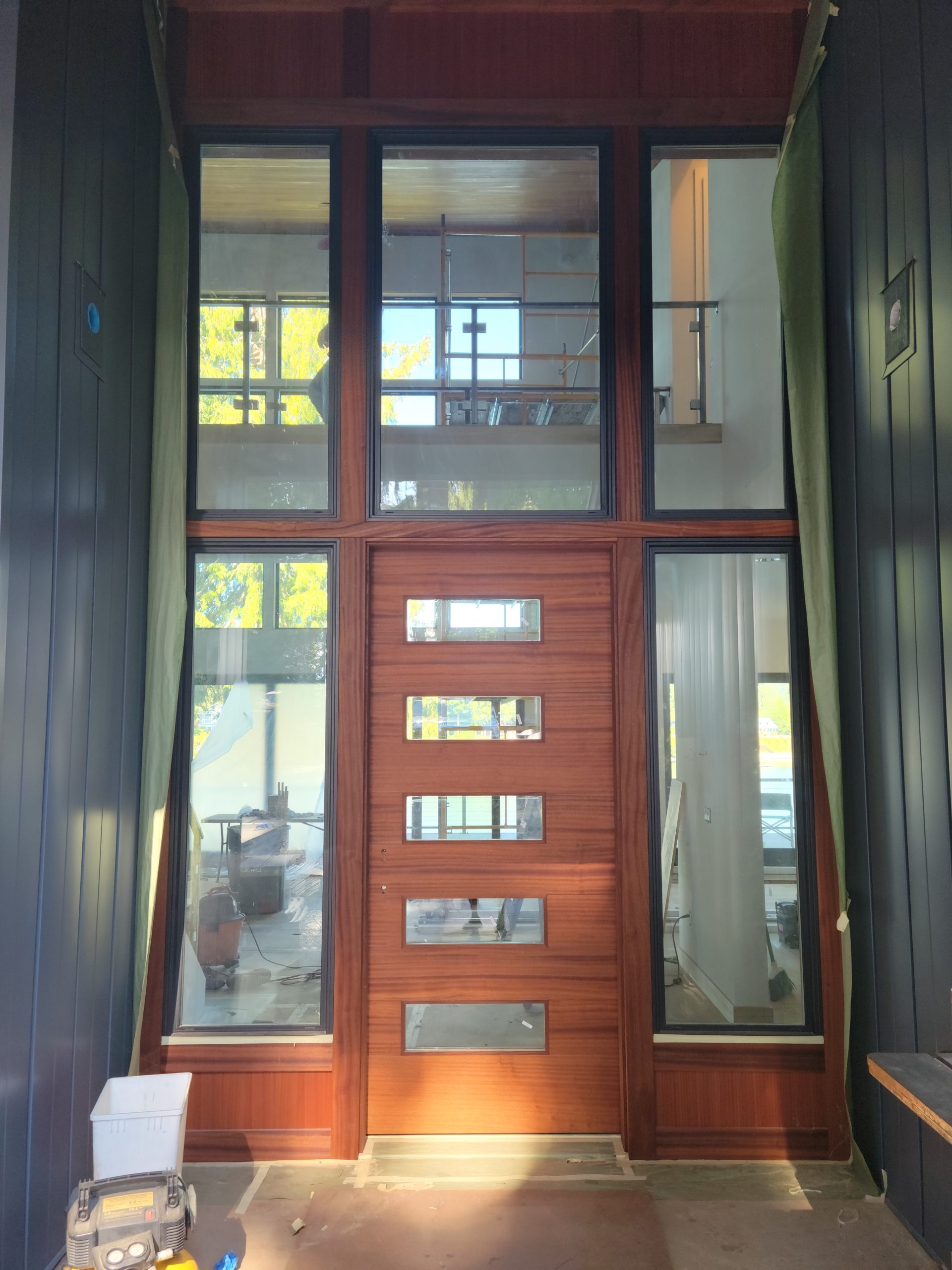 Quartersawn Sapele Entry Vestible - Northwest Millwork and Door Co